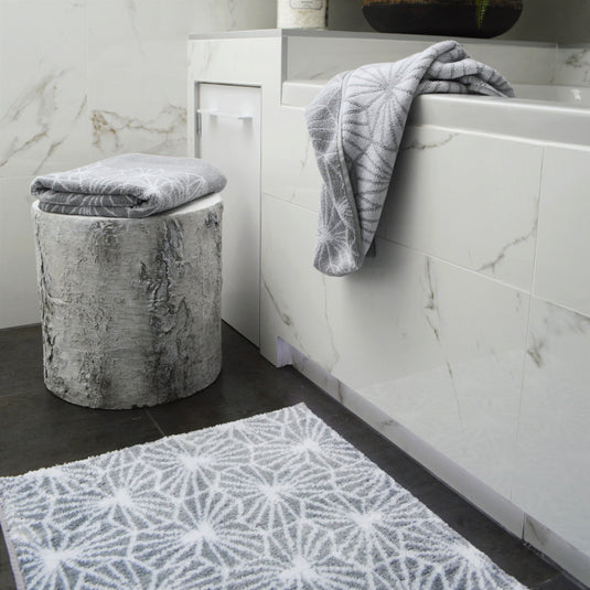 Madrid Microfibre Jacquard Bath Mat - Geometric Patterned Bath Mat ...