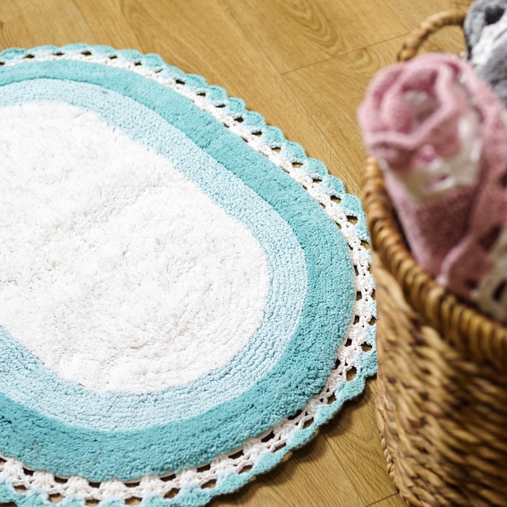 Vintage Lace Cotton Bath Mat – Allure Bath Fashions